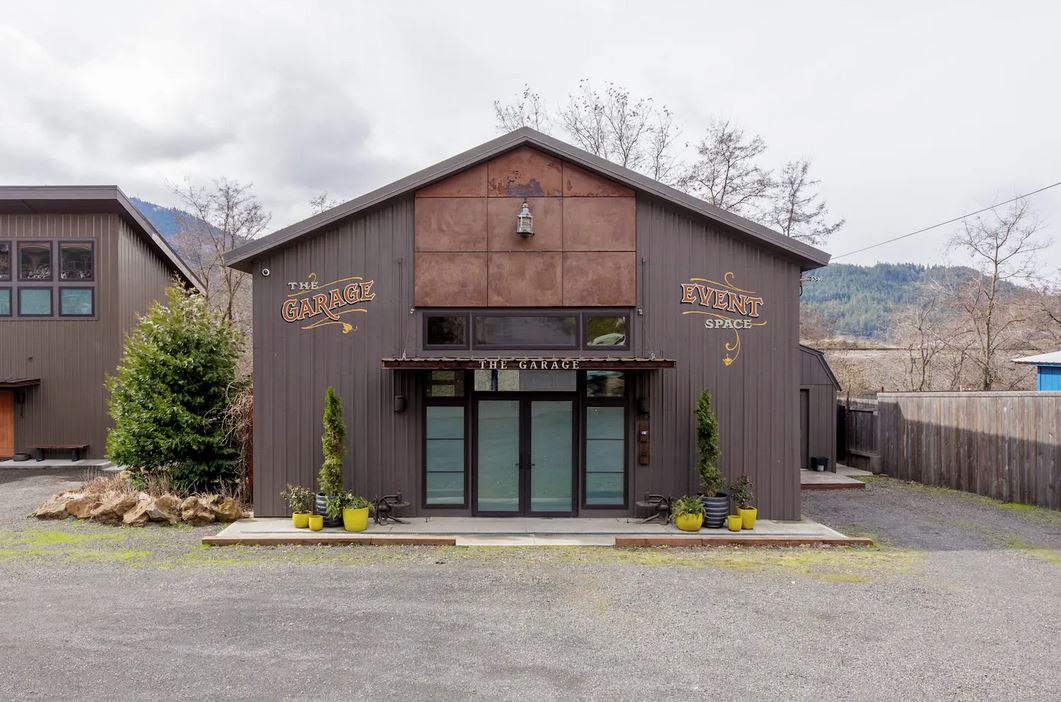 The Garage Event Space - Bingen Washington in the Columbia River Gorge